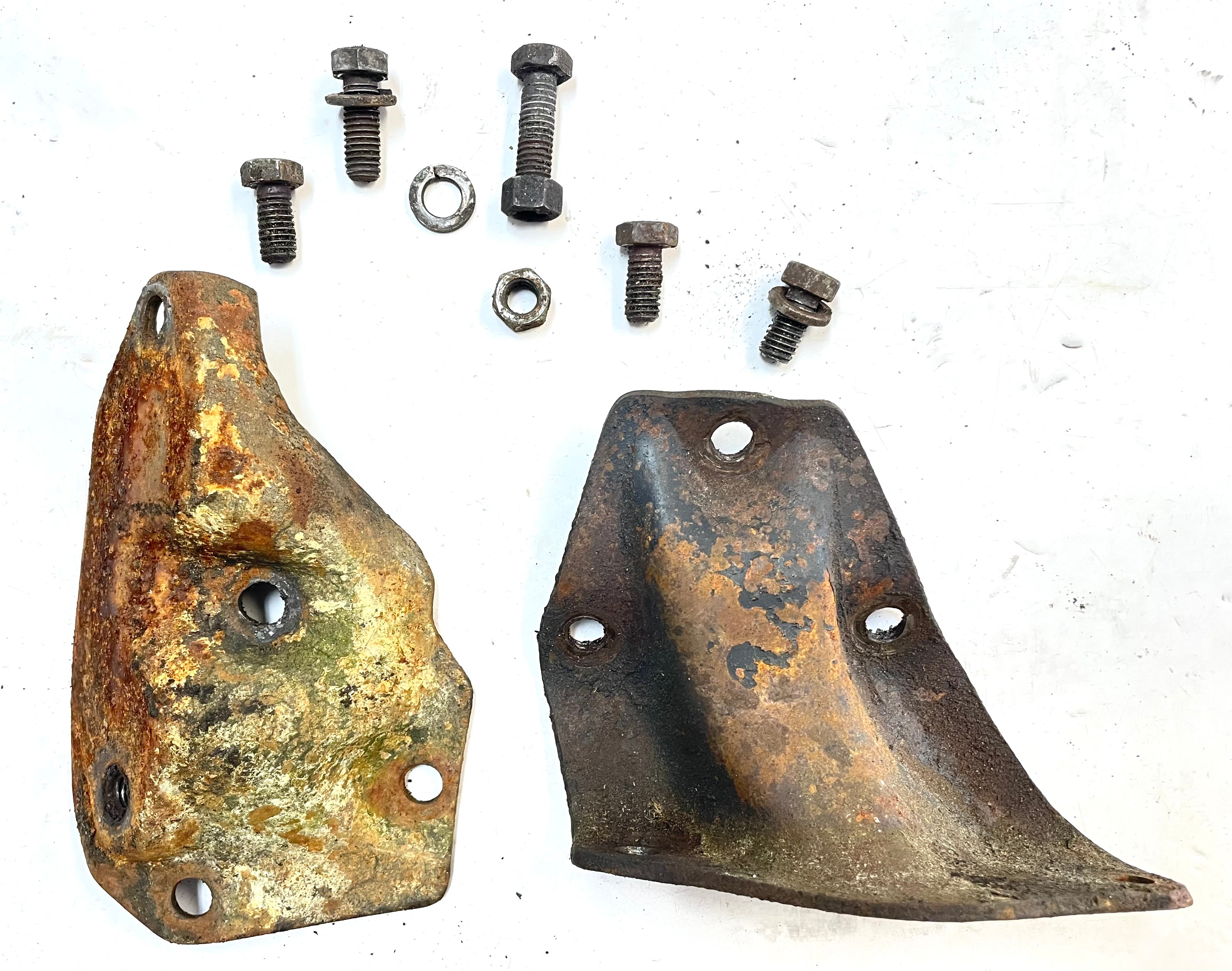 Jeep CJ 6 cylinder motor mounts 4.2 258 232ci CJ5 CJ7 CJ8 AMC engine s ...